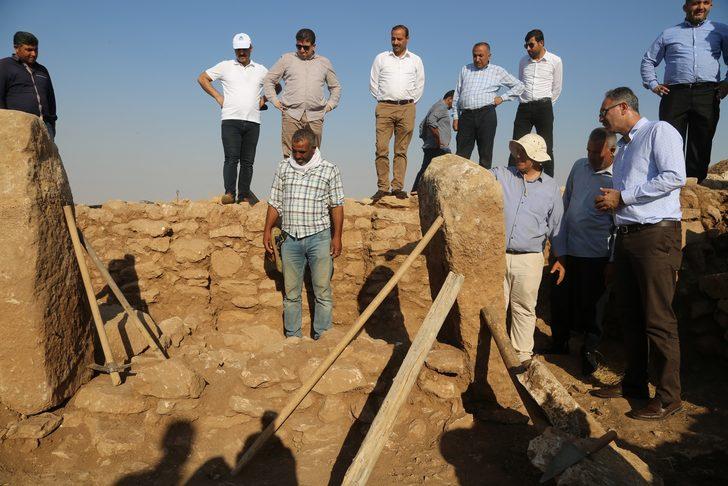 Göbeklitepe'ye benzeyen Harbetsuvan Tepesi'nde kazılar başladı - Yaşam ...