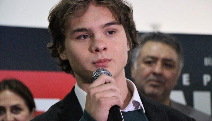 “Naim Süleymanoğlu” filmi oyuncuları Eskişehir’de sinemaseverlerle ...