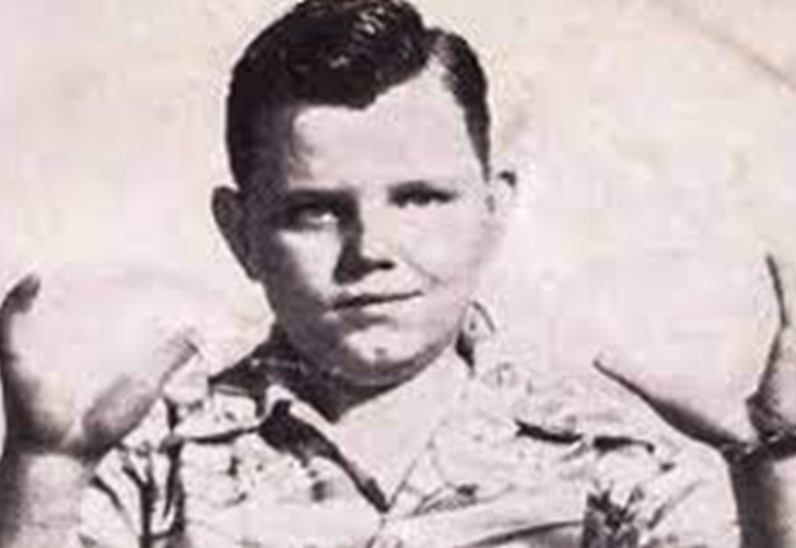 Ellerinin yerinde kıskaçları olan Grady Stiles’in hikayesi herkesi ...