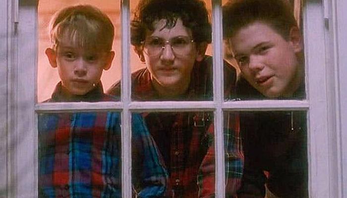 Evde Tek Başına'nın oyuncusu Devin Ratray kız arkadaşını boğmaya ...