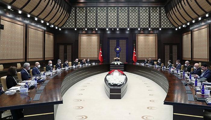 Son dakika: Savunma Sanayii Toplantısı sona erdi! Dikkat çeken HÜRJET ...