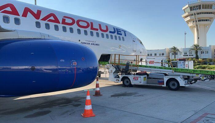Turkish Cargo, Kraliçe Elizabeth'in cenazesi için İngiltere'ye çiçek ... Turkish Cargo, Kraliçe Elizabeth'in cenazesi için İngiltere'ye çiçek ...