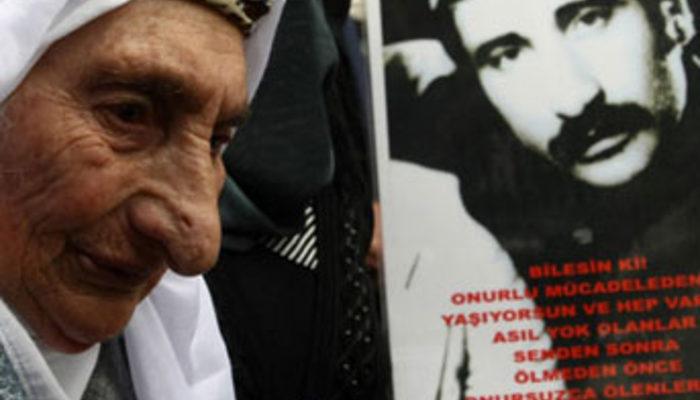 Berfo Ana, oğlunun mezarını görmeden gitti - Güncel Haberler