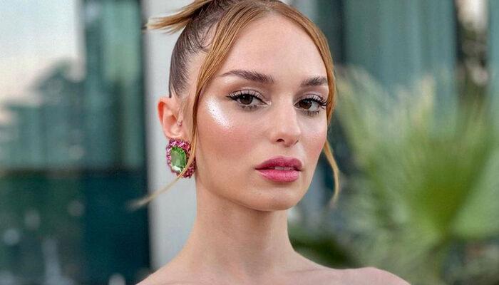 Nilperi Şahinkaya'nın sütyensiz paylaşımına yorum yağdı! Adeta ...