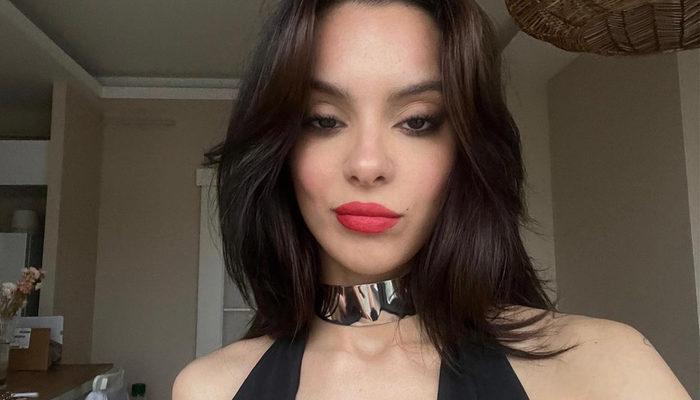 Fenomen Pelinay İğit banyodan sütyensiz pozunu paylaştı! Ozan Dolunay'ın büyük aşkıydı ...