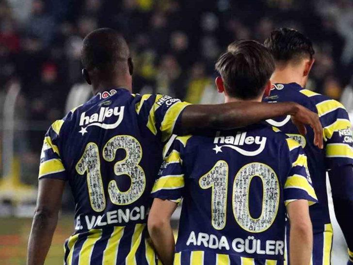 Enner Valencia, canlı yayında açıkladı! Fenerbahçe'den ayrılıyor mu ...