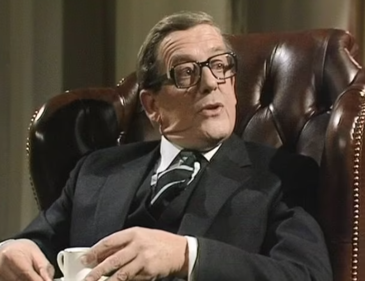 Sinema dünyasının acı günü: Usta oyuncu John Nettleton 94 yaşında hayatını kaybetti - Mynet trend