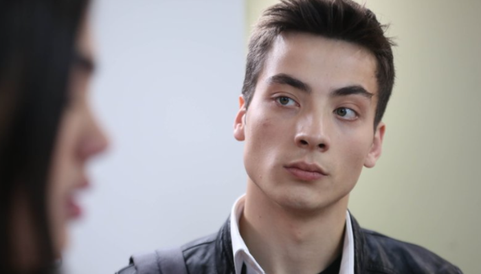 Kardeşlerim’in Sarp’ı Atakan Özkaya'nın sevgilisini görenler hayran ...