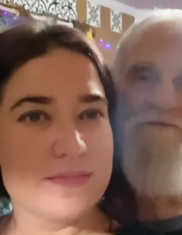 Kendisi 46 kocası ise 72 yaşında! Görenler baba kız zannediyor... İlişkilerini böyle savundu ...
