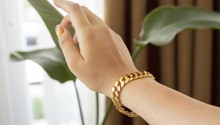 Rüyada bileklik görmek ne anlama gelir? Rüyada bileklik hediye almak ...