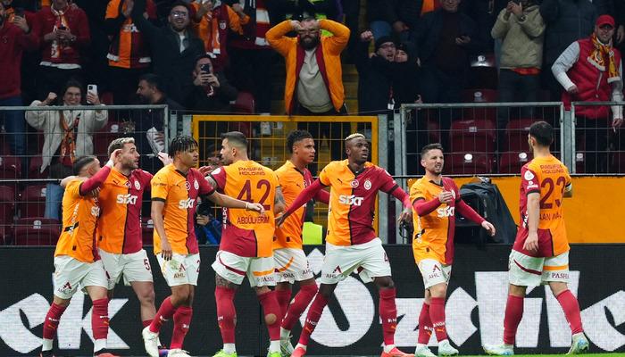 Galatasaraylı futbolcular Göztepe galibiyetinin ardından açıklamalarda ...