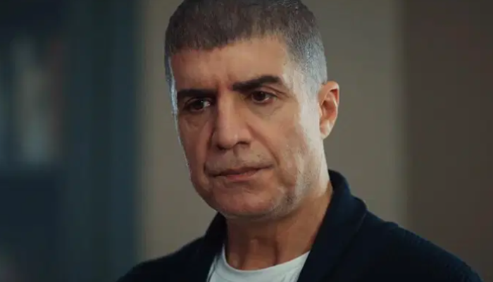 Özcan Deniz'in yeni partneri belli oldu! Güzel oyuncuyla başrolü paylaşacak - Magazin Haberleri