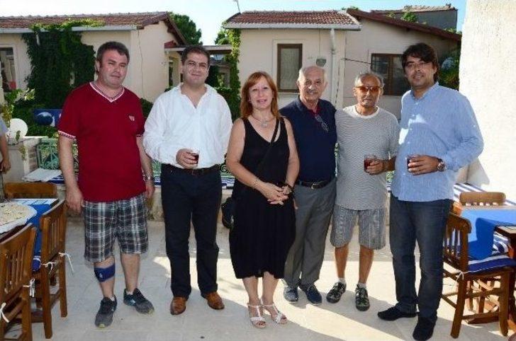 Fevzi Yavuz Sanat Evi Ve Resim Sergisi Foça’da Açıldı - İzmir Haberleri