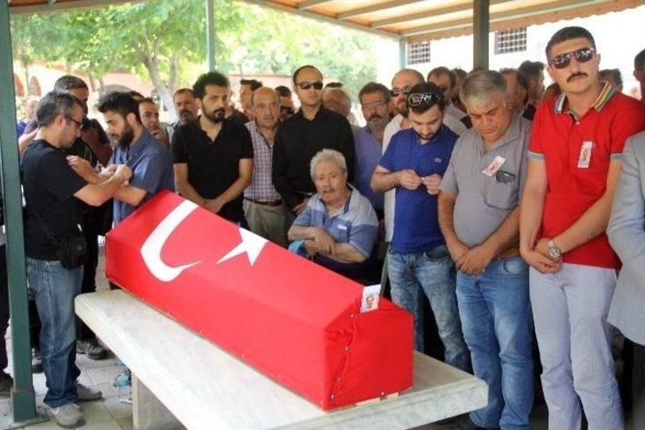 Terör Saldırısında Hayatını Kaybeden Yer Hostesi Son Yolculuğuna ...