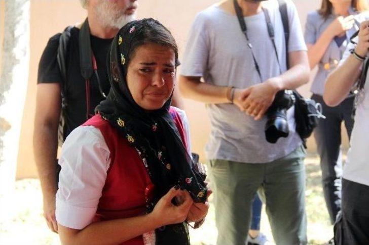 Terör Saldırısında Hayatını Kaybeden Yer Hostesi Son Yolculuğuna ...