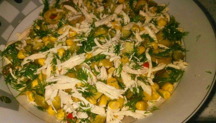 Arnavut Usulü Tavuk Salatası - Tarifler