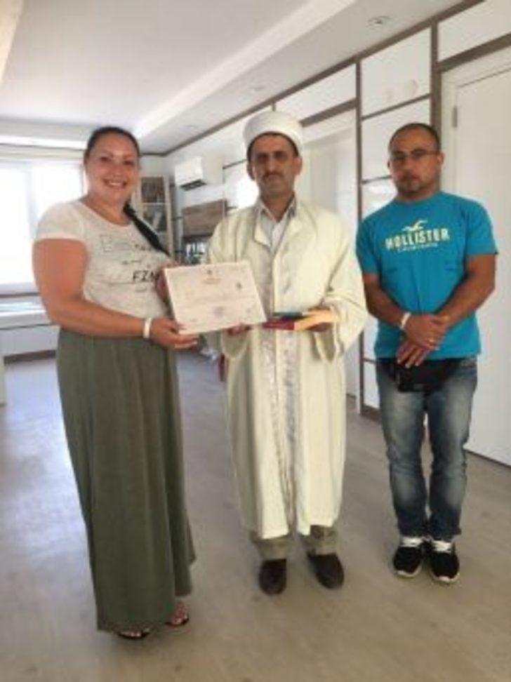 Kazakistanlı Kristina Müslüman Oldu - Antalya Haberleri